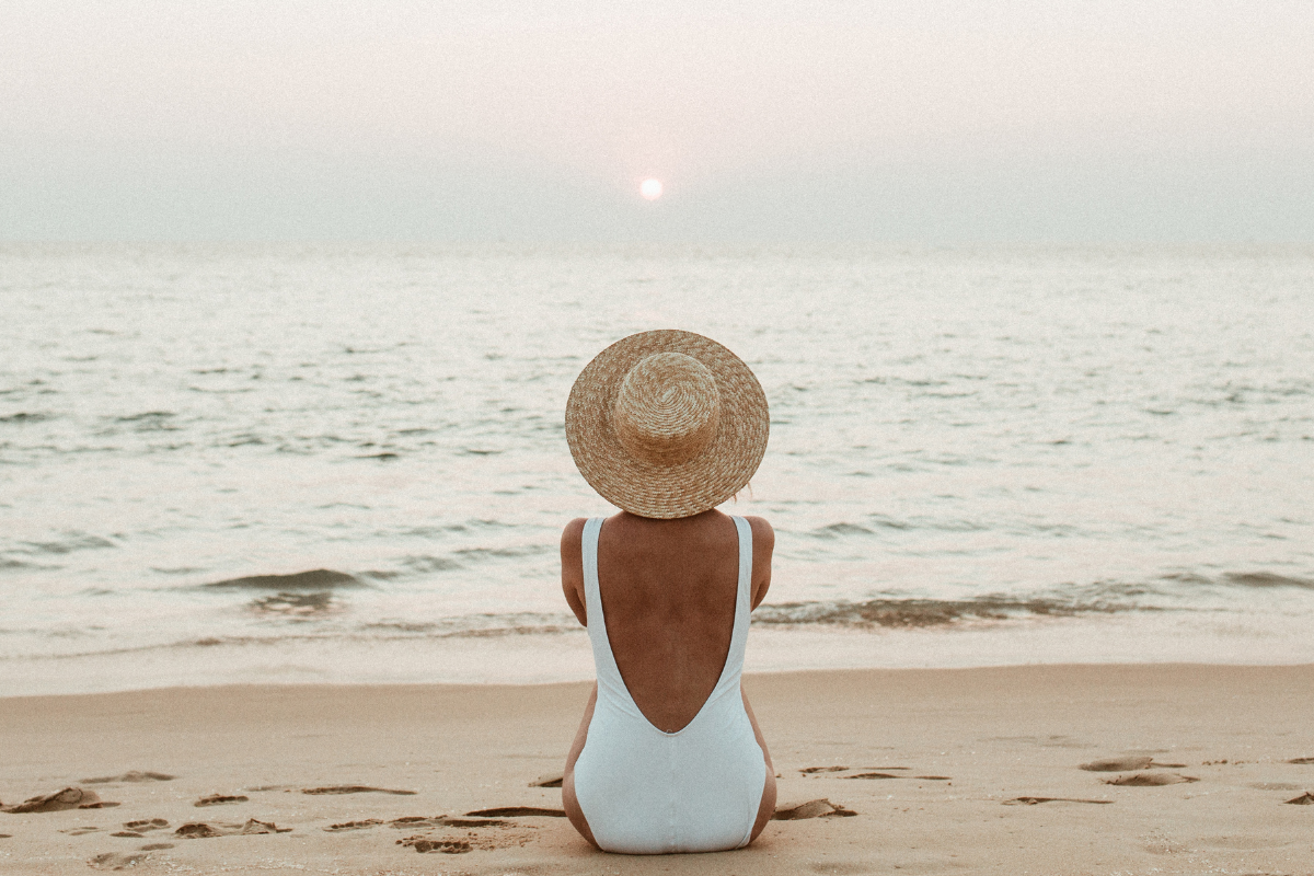 The BEST Minimalist Packing List For A Beach Vacation