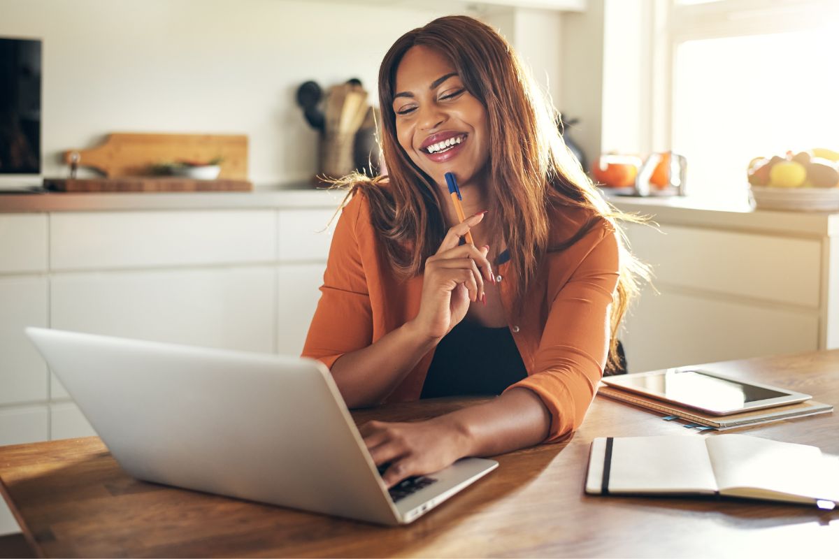 Life Coach Bio Samples That Convert (30+ Examples)